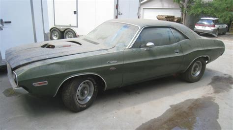 Shaker Hood 1970 Dodge Challenger R T Barn Finds