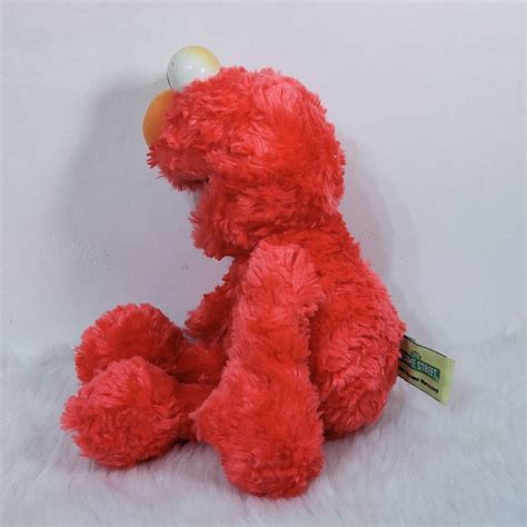 Sesame Street Elmo Plushie Hobbies And Toys Toys And Games On Carousell