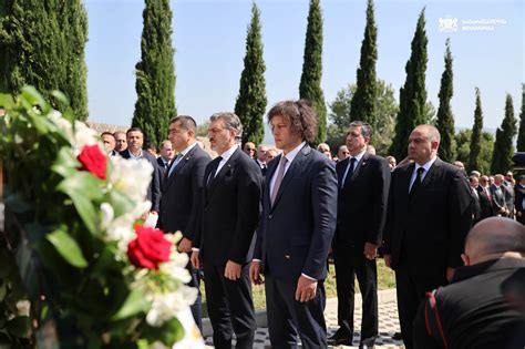 საქართველოს კულტურის სამინისტრო თეა წულუკიანმა მარინა ჯანაშიას ხსოვნას პატივი მიაგო