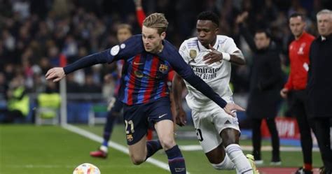 برشلونة يستضيف ريال مدريد فى كلاسيكو مثير بقمة الدوري الإسباني اليوم