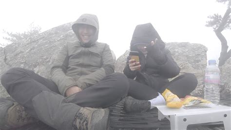 안개로 가득한 산 정상에서 하룻밤 백패킹 Youtube