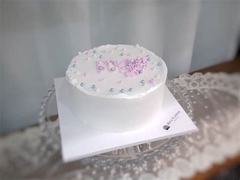 라이스플라워케이크 💛 우유생크림케익 며~~~칠전♡ 의욕이 넘치는 분이셨어요 단지 머리와 손이