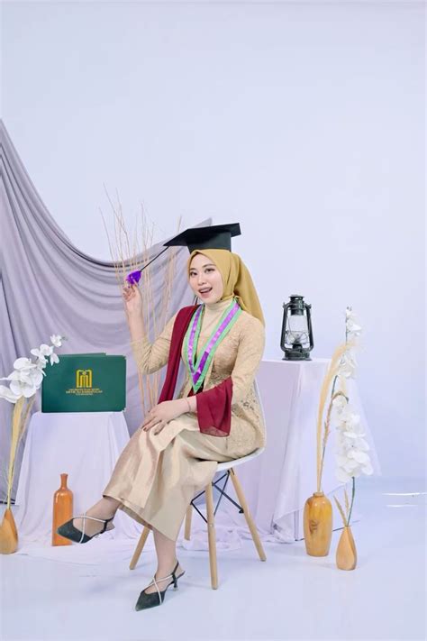 Foto Wisuda Ide Wisuda Foto Perkawinan Foto Perkawinan Pantai