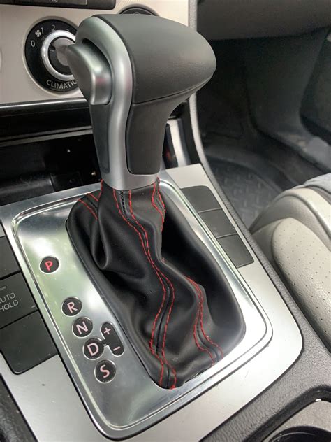 Замена ручки акпп. Покраска консоли, замена хром накладки — Volkswagen ...