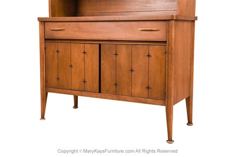 Mid Century Broyhill Saga Walnut Buffet Credenza Hutch Mary Kay S