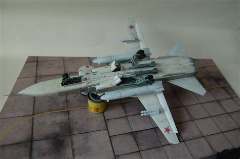 HT's 1/72 Trumpeter Su-24M Fencer-D *FINISHED* - From Russia With Love ...
