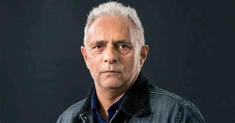 Estoy Desesperado No Quiero Estar Aquí” Hanif Kureishi Narra Desde