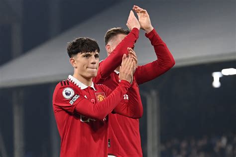 Predicted Man Utd Line Up 4 2 3 1 Vs Everton Garnacho And Antony Start