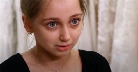Whats Shauna Raes Net Worth How Much Does She Earn Per Episode
