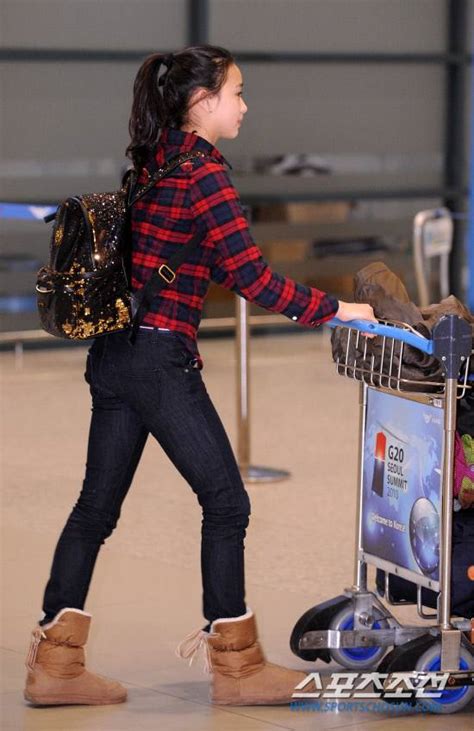 [포토] 손연재 공항패션 귀여운 깜찍 여고생 패션