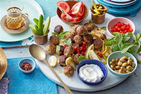 طرز تهیه فلافل؛ یکی از غذاهای خیابانی و محبوب خاورمیانه کجارو