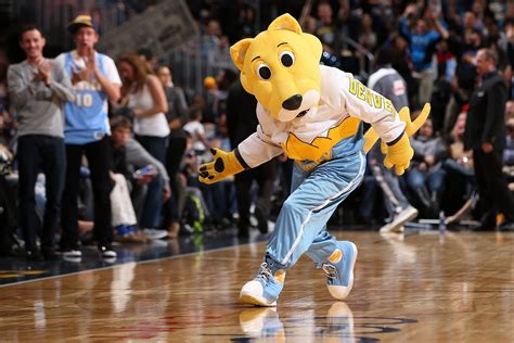 Nba Denver Nuggets Mascot Wage Is £350000 More Than Wnbas Highest