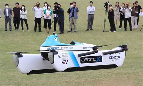 Korean Taxis Flying To The Sky