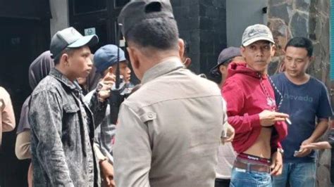 Konser Dangdut Di Lumajang Ricuh Gara Gara Penonton Bersenggolan Saat