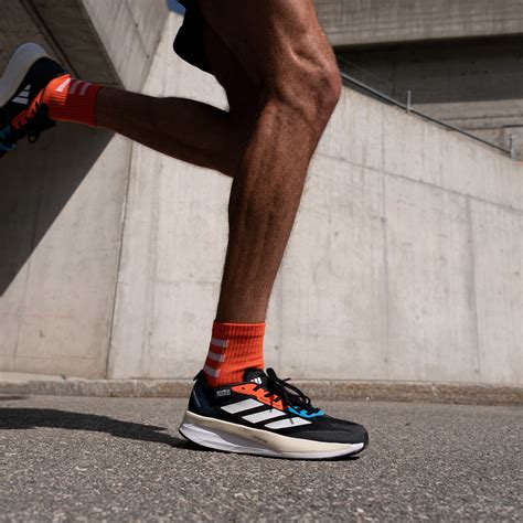 Laufschuhe adidas ADIZERO BOSTON 11 M Berlin - Top4Running.de