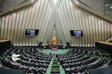 مجلس با هوش مصنوعی چه می‌کند؟