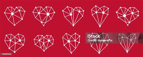 낮은 폴리 기하학적 하트 벡터 아이콘 또는 로고 세트 그래픽 디자인 3d 사랑 테마 요소 다각형 차원 하트 2월에 대한 스톡 벡터 아트 및 기타 이미지 Istock