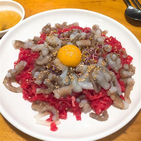 오랜만에 광장시장😋 육회탕탕이 낙지탕탕이 진주육회 떡볶이 종로김밥 광장시장