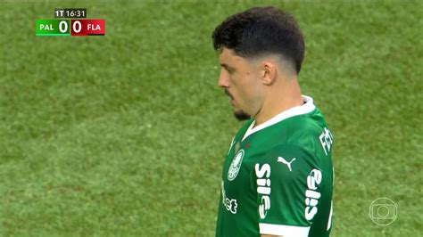 Estêvão se emociona ao decidir classificação do Palmeiras Vou sentir