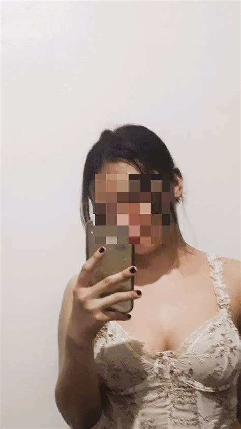 selfie muna bago ifuck si birthday girl : r/PHGonewildCurvy