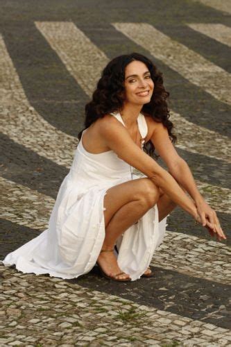 Cl Udia Ohana Continuar Dan Ando E Revela Que Toparia Novo Ensaio Nu Patr Cia Kogut O Globo