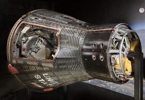 Capsule Gemini Iv Gemini Space And Astronomy Nasa Space Program
