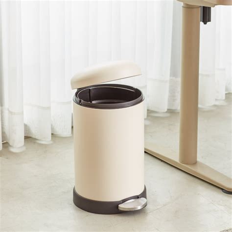 奧可利緩降踏式霧面金屬垃圾桶7l 圓形米白色｜日用品｜hola 和樂家居