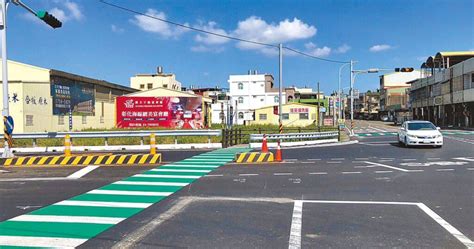 洗刷行人地獄惡名 這地方首設四合一防護路口