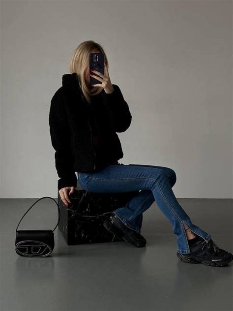 Куртка тедді тепла мʼяка та приємна на дотик куртка на блискавці високе горло обʼємна