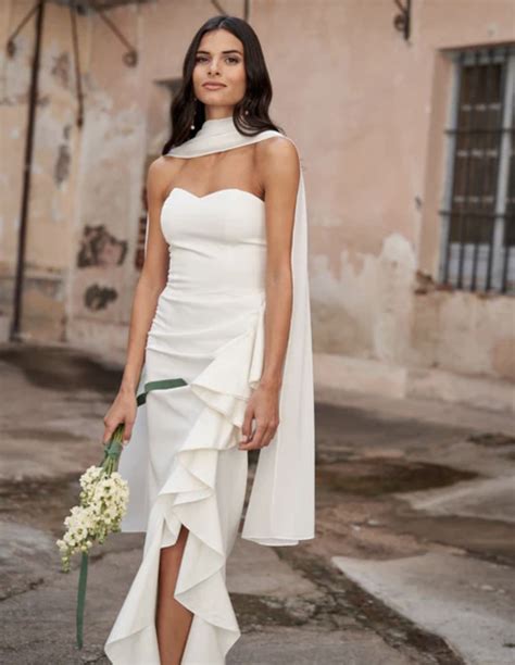 Sweetheart Neckline Wedding Dress With Side Flounce Invitadisima