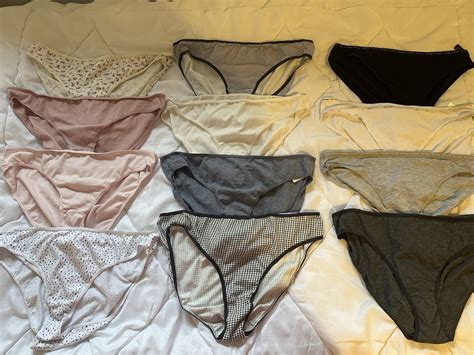 Tu Deseo En Mis Bragas Sin Bragas Y A Lo Loco