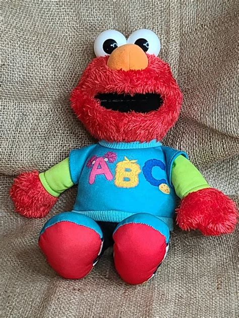 Elmo Abc Interactive Singing Plush 14 Sesame Street Hasbro Gently