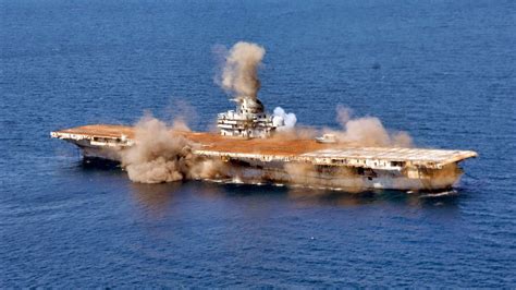 Uss Oriskany The Essex Class Aircraft Carrier The Navy Sunk On Purpose