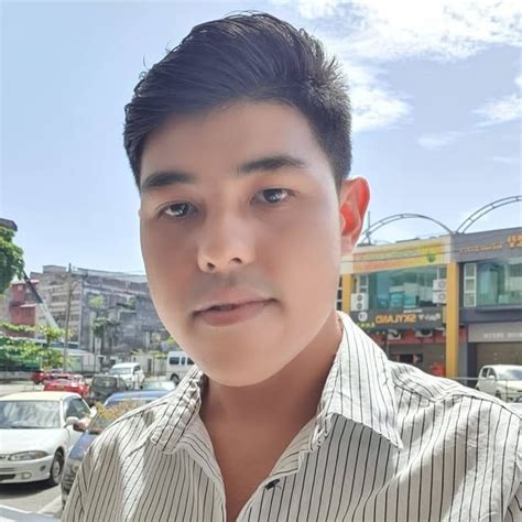 Cheah Yeong Wei Yong Wei95 • Threads Say More