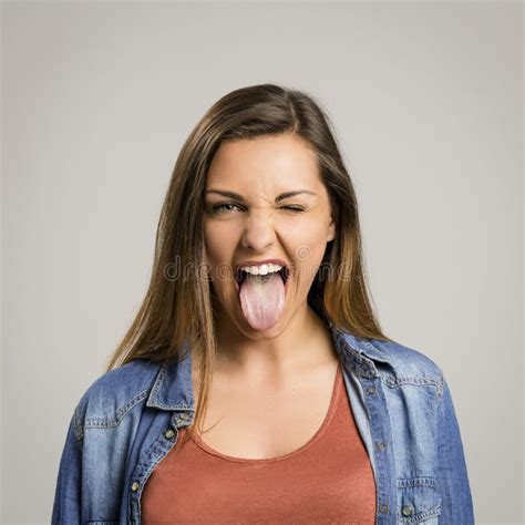 Frau Mit Der Zunge Heraus Stockbild Bild Von Person 85213773