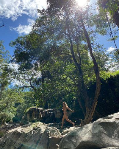 Eloisegreene Solar Power ☀️☀️ Tumbex