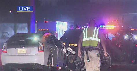 2 Chp Officers 2 Drivers Injured In Possible Dui Crash On 405 Freeway