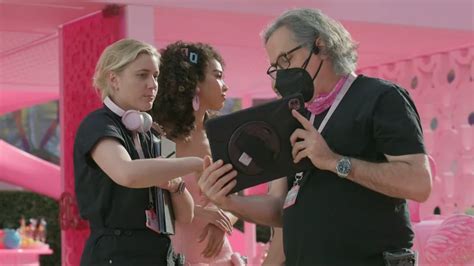 Barbie Il Cast Elogia La Visione Di Greta Gerwig Cinefilos It