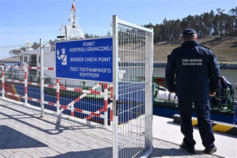 Nowe przejście graniczne w Polsce Ruszyły kontrole WP Turystyka