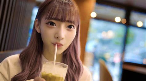 素人女子大生【限定】はーちゃん21歳 スーパースレンダーな身体がエロいテンション高めの美形ギャルとギャル好きの友人が激エロsex！テンション