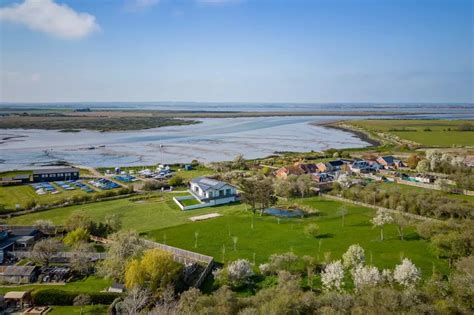 Grand Designs Noah S Ark Home That Appears To Float