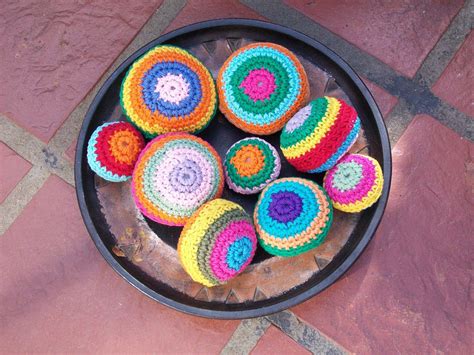 Esferas de color tejidas al crochet Tejidos a crochet Croché Tejidos