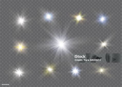 크리스마스 빛 투명 한 배경에 고립입니다 황금 크리스마스 빛나는 갈 랜드의 집합입니다 벡터 일러스트 레이 션 개체 그룹에 대한