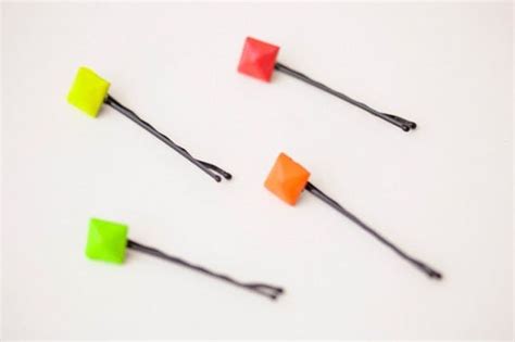 9 Ways To Trick Out Your Bobby Pins Brit Co