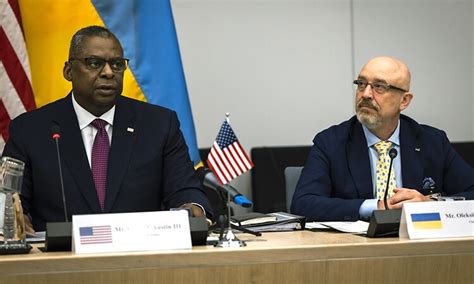 Резніков обговорив з Пентагоном посилення ППО України у США підтвердили пріоритетність Слово