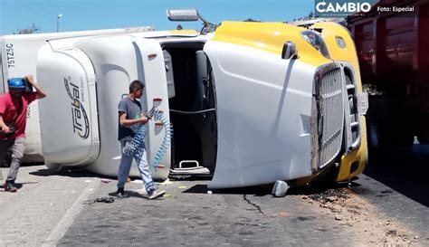 Volcadura De Tráiler Deja Tres Heridos Y Provoca Cierre Parcial De La