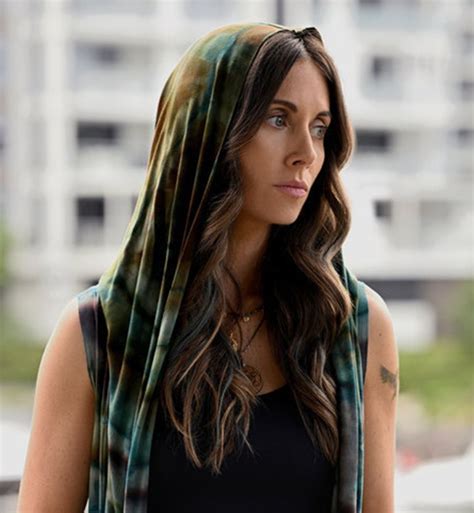 Details On ﻿peacocks New Show Apples Never Fall Purewow