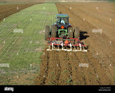 Chisel Plowing With John Deere 4455 Tractor Lancaster County