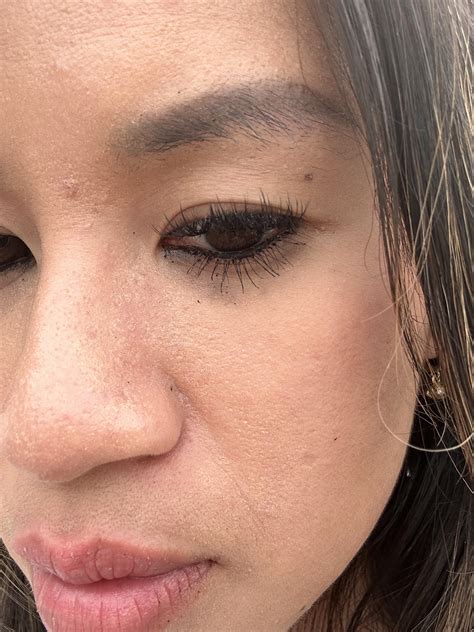 Help Why Does My Makeup Look Like This It Seems To Be Separating R MakeupAddiction