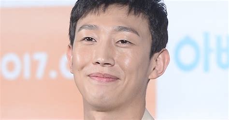 강기영 누구데뷔 10년차 배우 축구 조현우 닮은 꼴